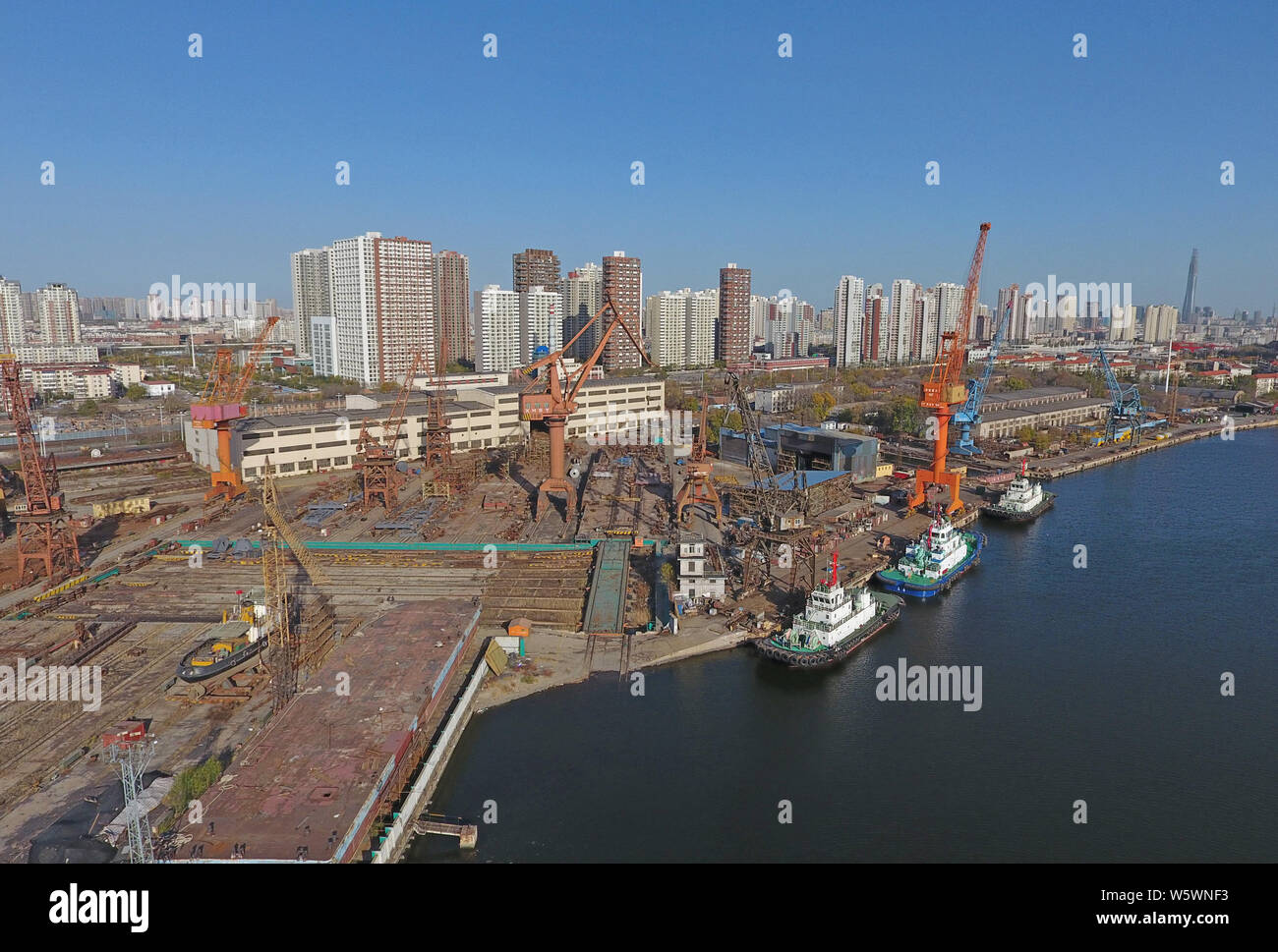 Old shipyard hi-res stock photography and images - Alamy