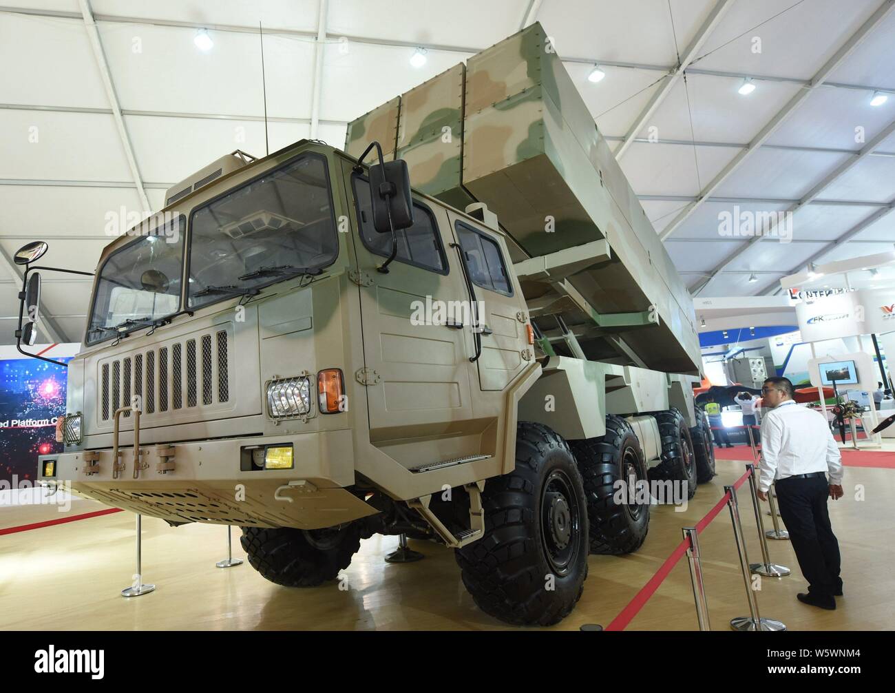 Chinese cruise missile hi-res stock photography and images - Alamy