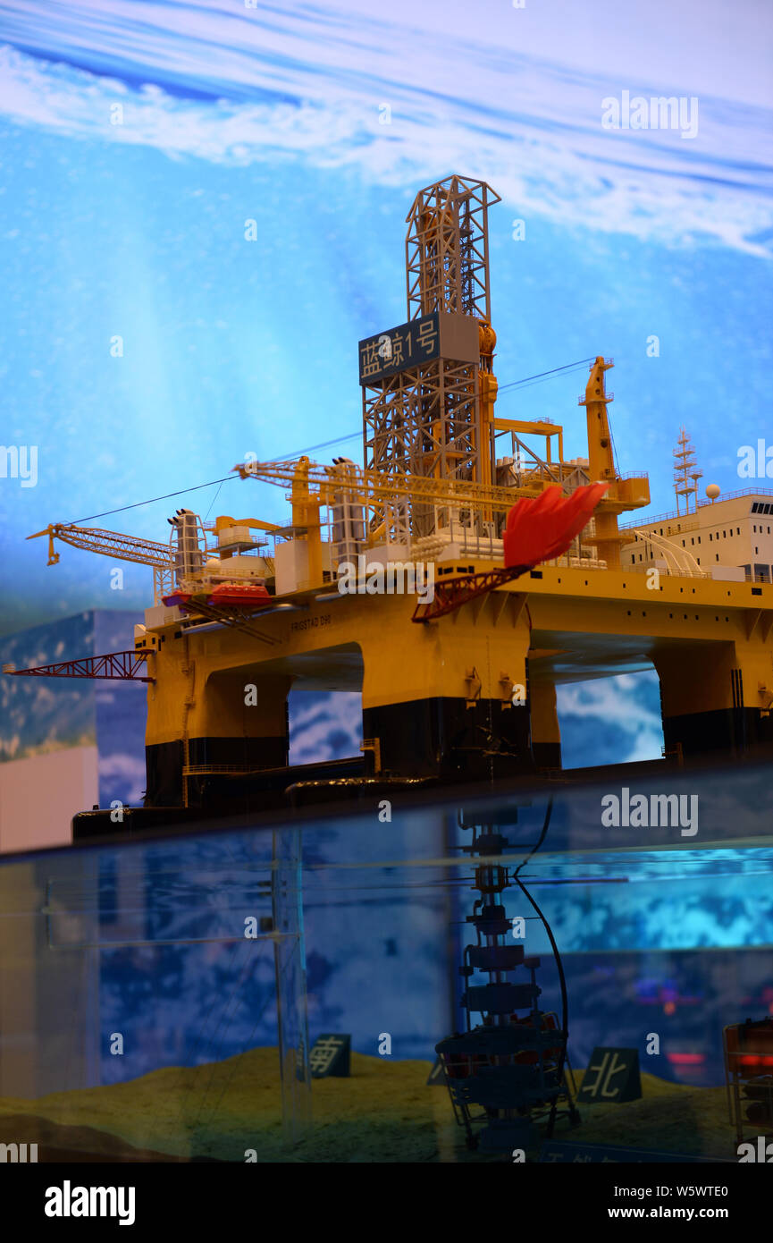 A model of the ultra-deep-water semi-submersible drilling rig "Blue ...