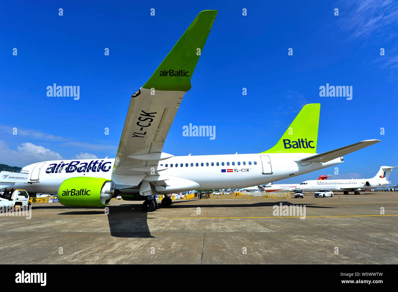 Airbaltic a220 hi-res stock photography and images - Alamy