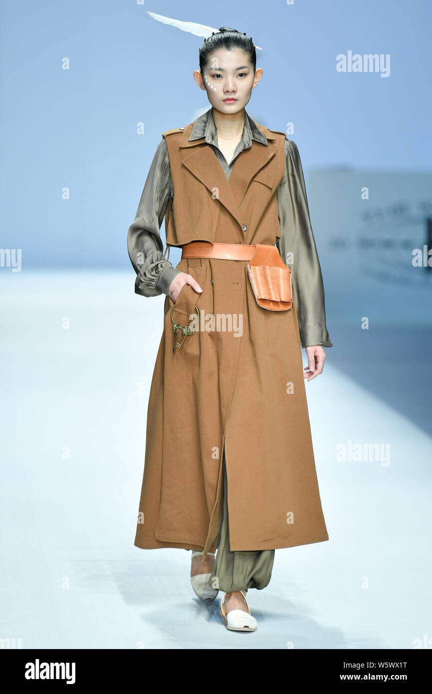 Huang li hi-res stock photography and images - Alamy