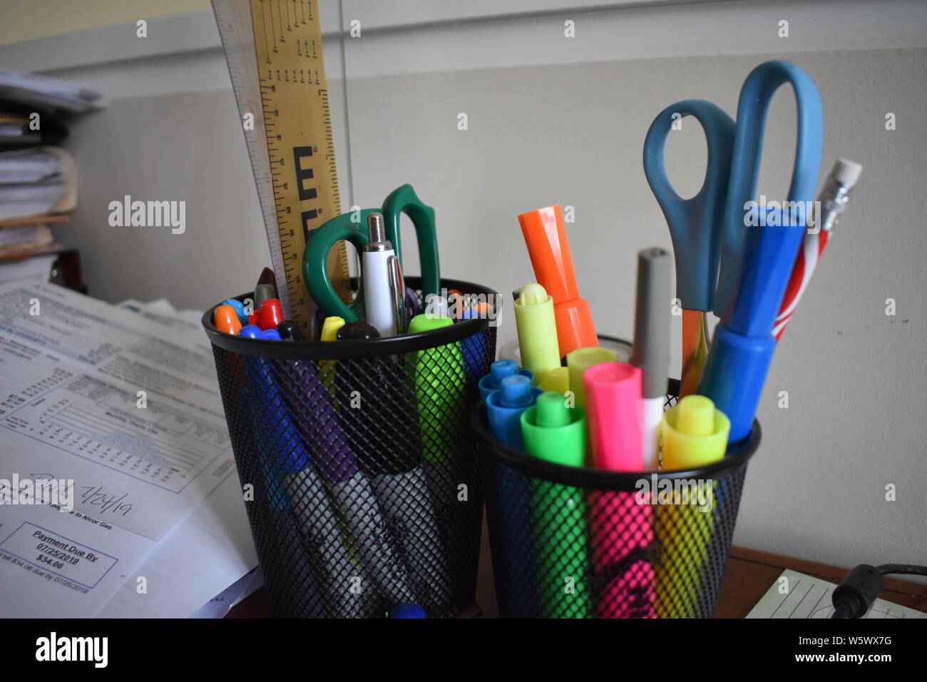 Rulers office hi-res stock photography and images - Alamy