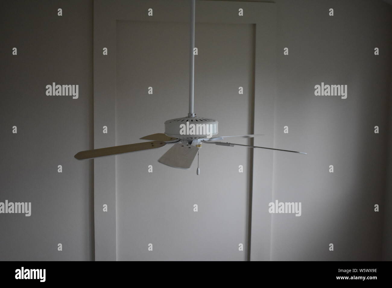 Ceiling fan spinning hi-res stock photography and images - Alamy