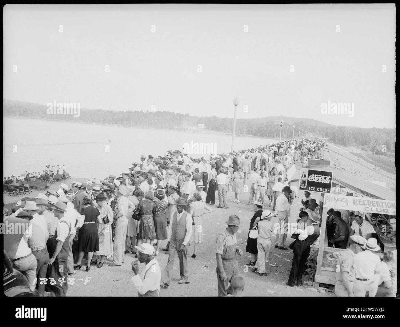 Pickwick Reservoir Dedication Day Stock Photo - Alamy