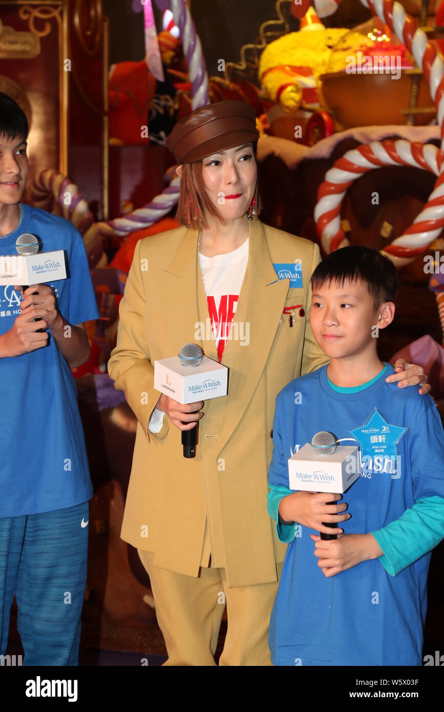 Hong kong singer actress sammi cheng hi-res stock photography and ...