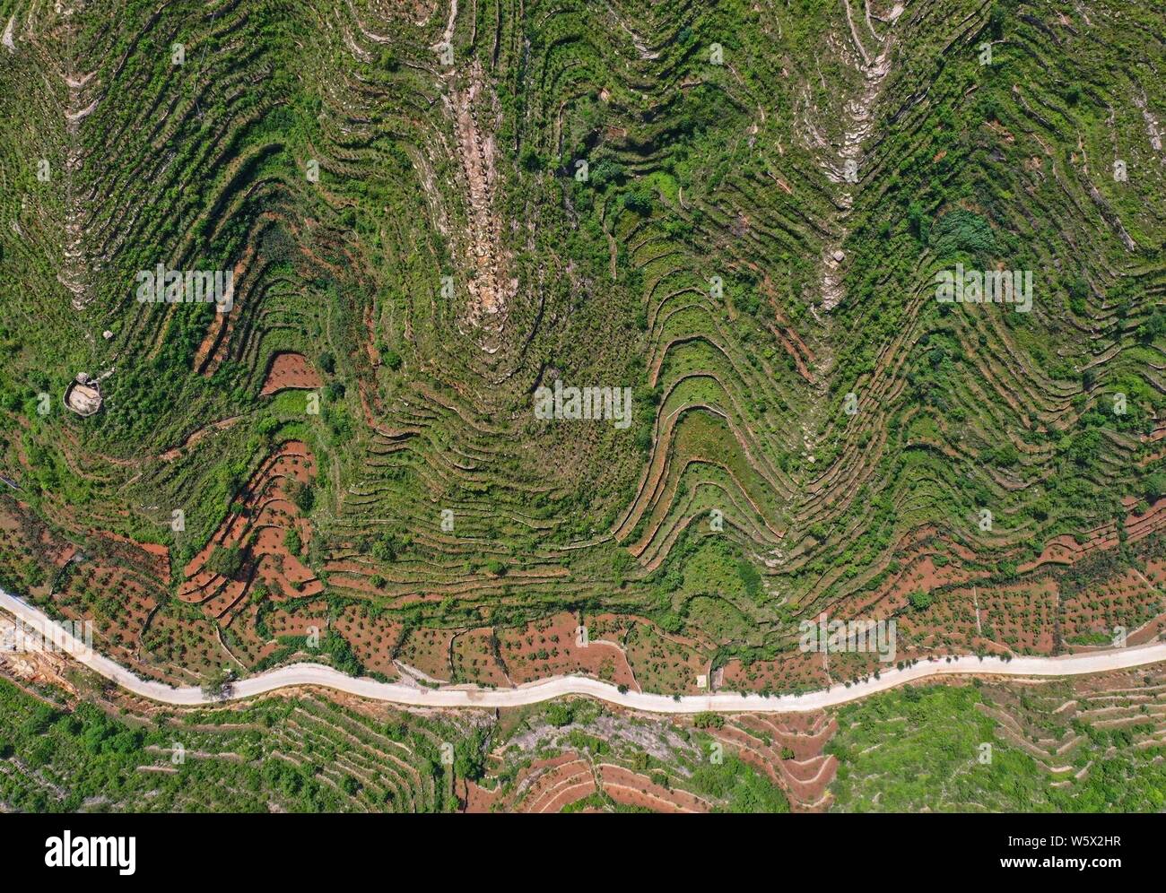 Taihang Mountains Stock Photos & Taihang Mountains Stock Images - Alamy