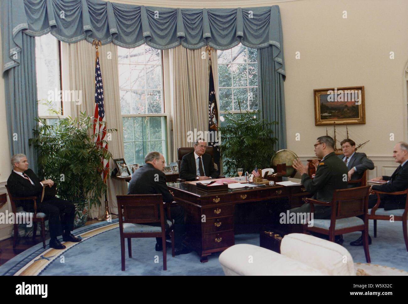 President Bush meets with Secretary Dick Cheney, General Colin Powell ...