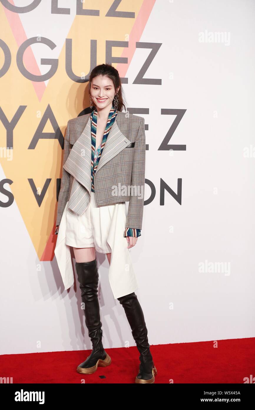 Chinese supermodel He Sui arrives at the Louis Vuitton "Volez, Voguez ...