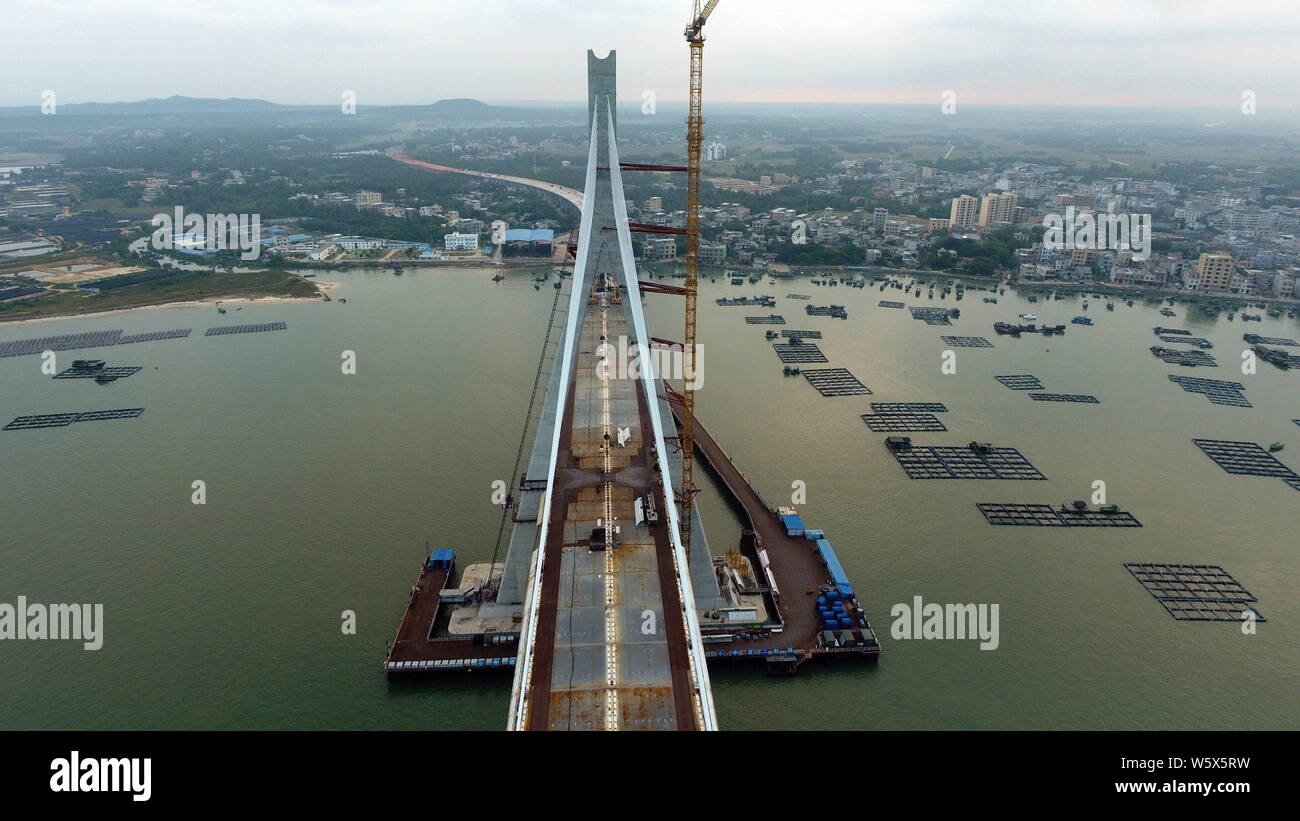 An aerial view of China's strongest earthquake-resistant cross-sea ...