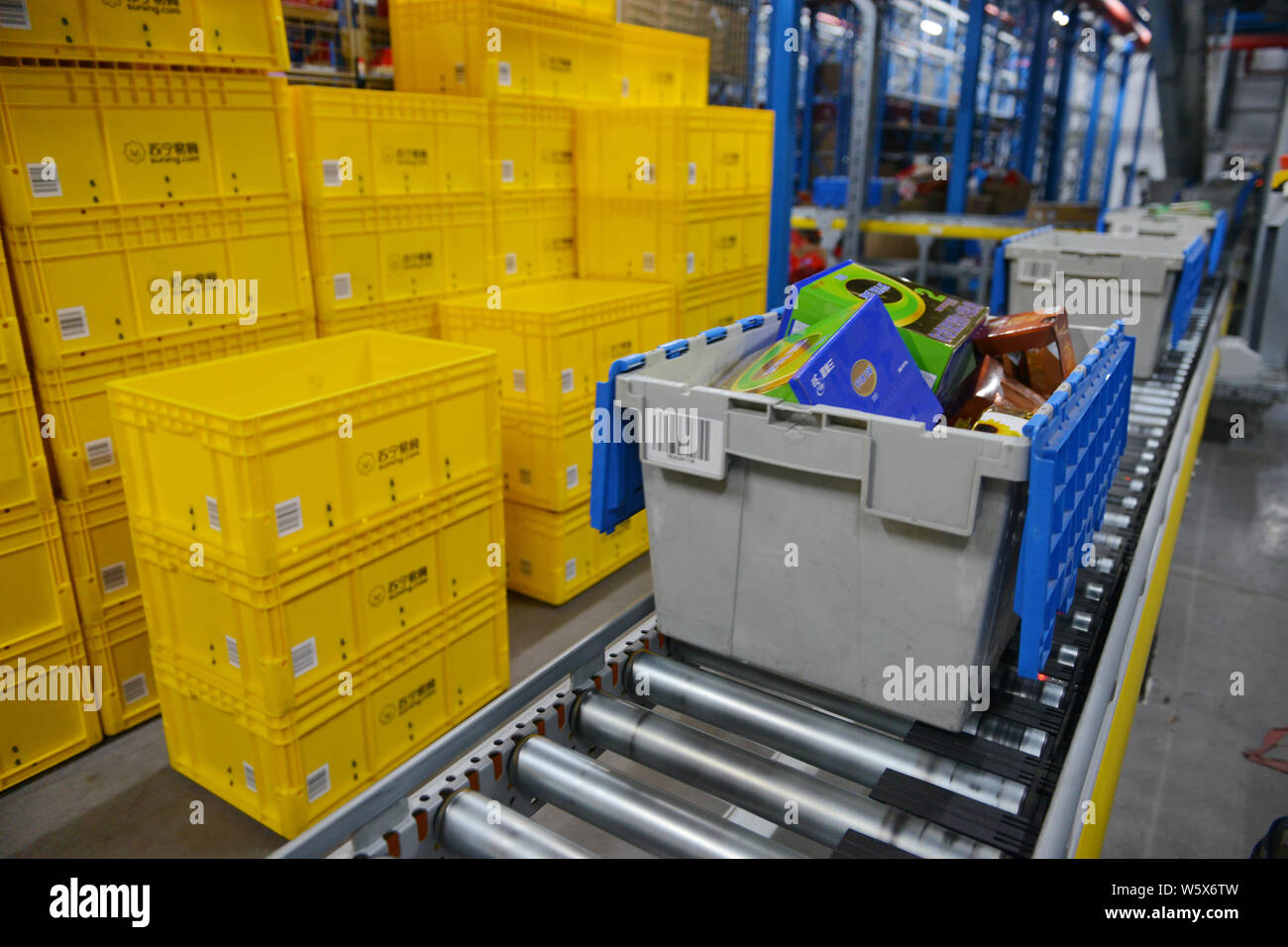 Smart labor hi-res stock photography and images - Alamy