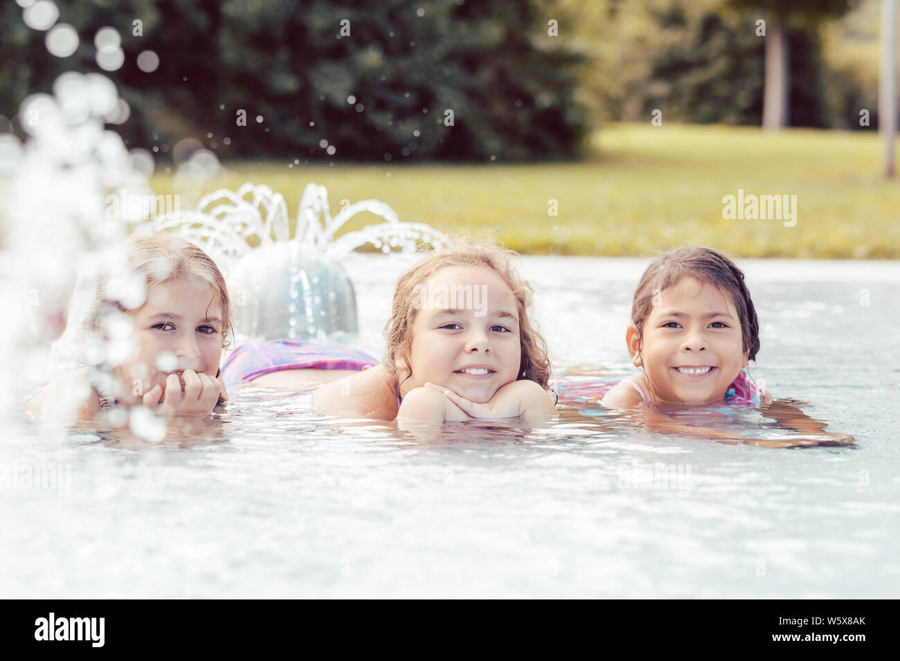 Aqua leisure hi-res stock photography and images - Alamy