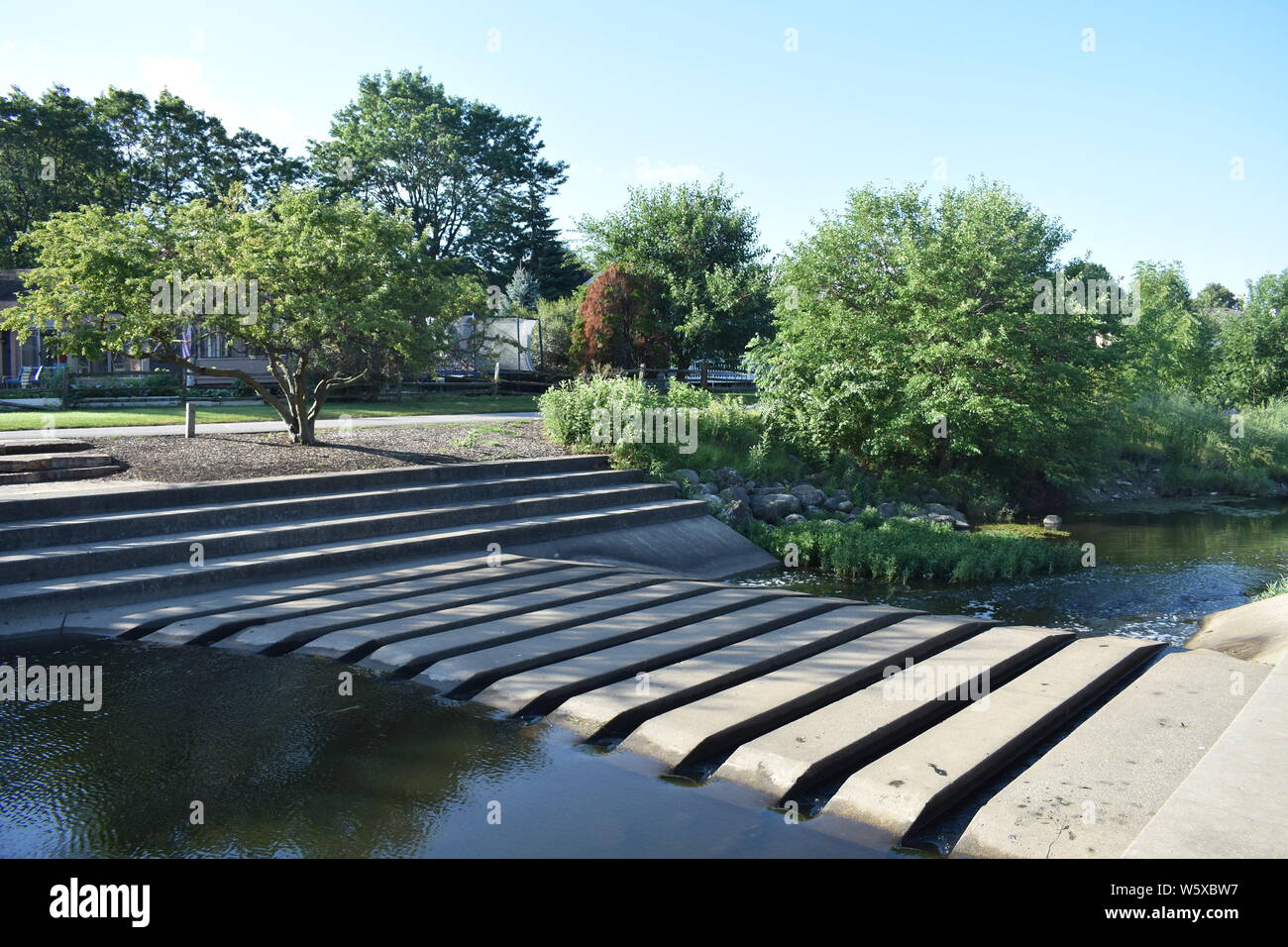 Secluded water flow hi-res stock photography and images - Alamy