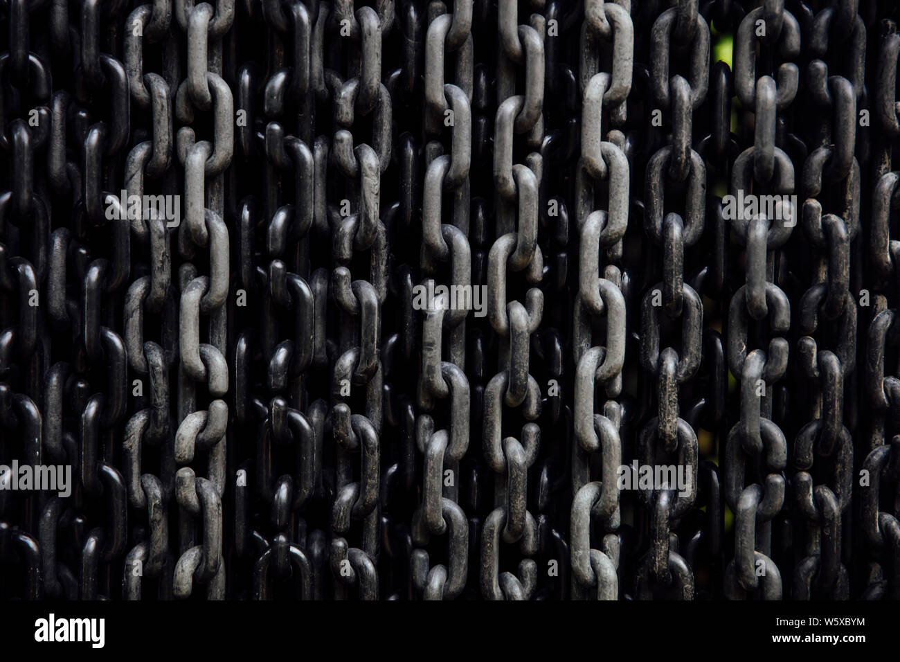 Closeup detail metal chains hi-res stock photography and images - Alamy