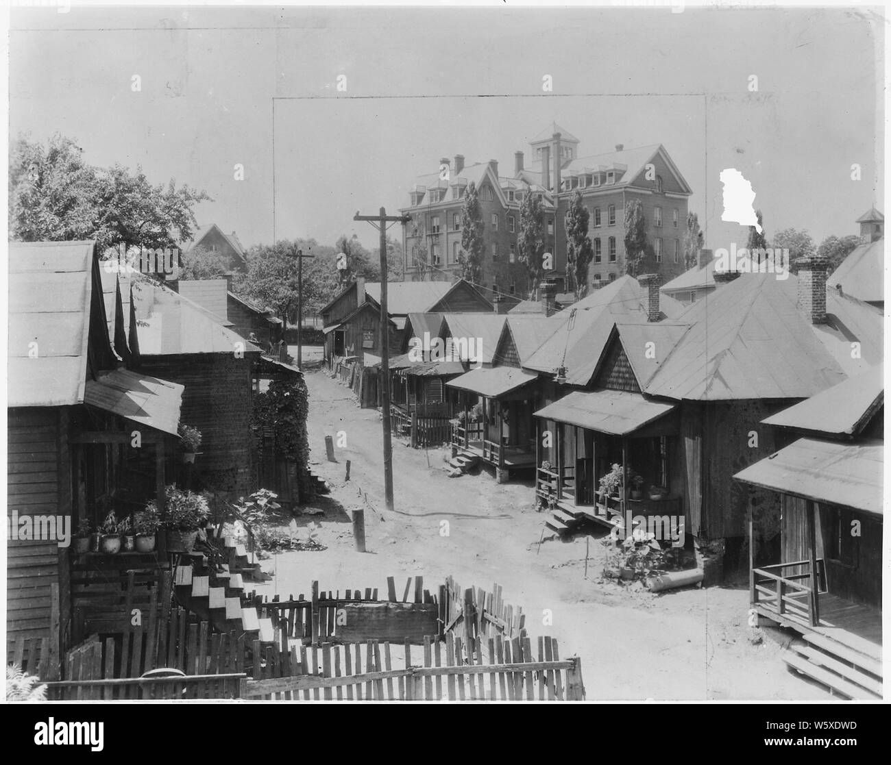 Public Works Administration: Slum housing in University, Atlanta ...
