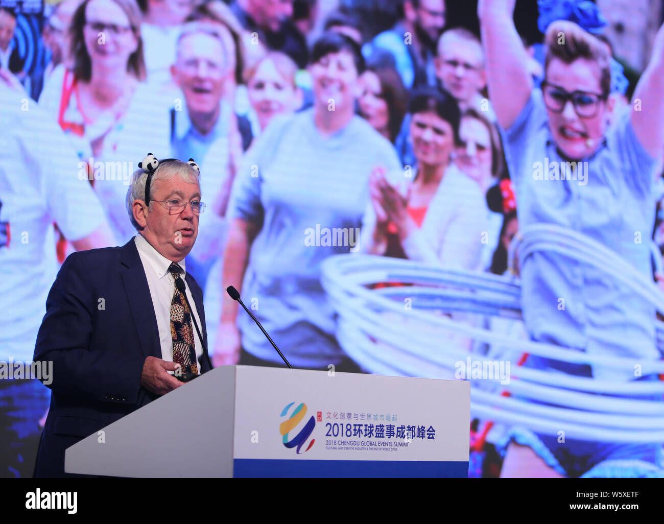 Festival fringe society hi-res stock photography and images - Alamy