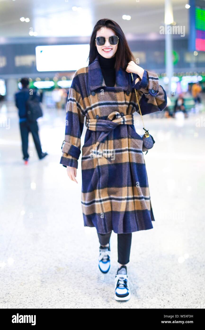 Chinese supermodel He Sui arrives at the Shanghai Hongqiao ...