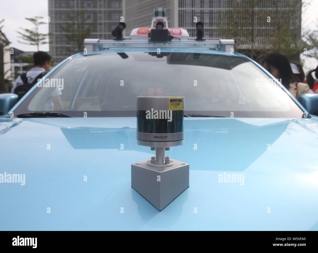 China's first self-driving taxi developed by Guangzhou major public ...