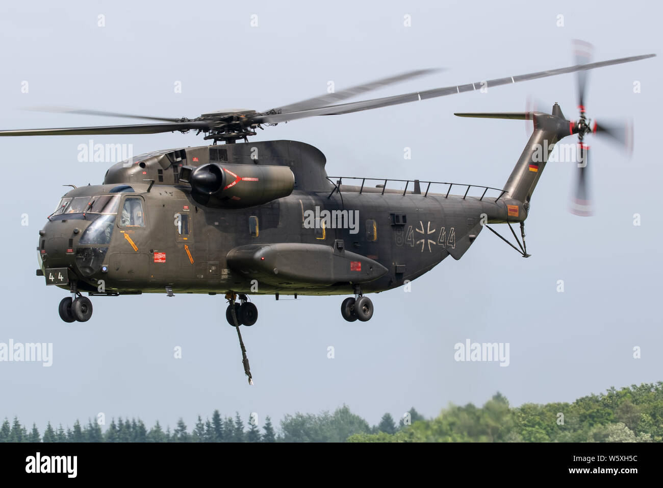 Jolly green giant helicopter hi-res stock photography and images - Alamy