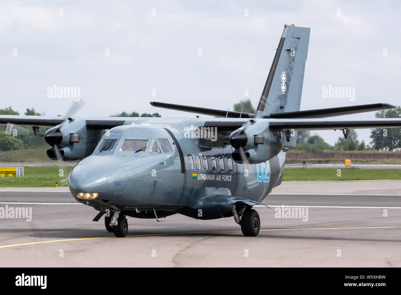 Let l410 hi-res stock photography and images - Alamy