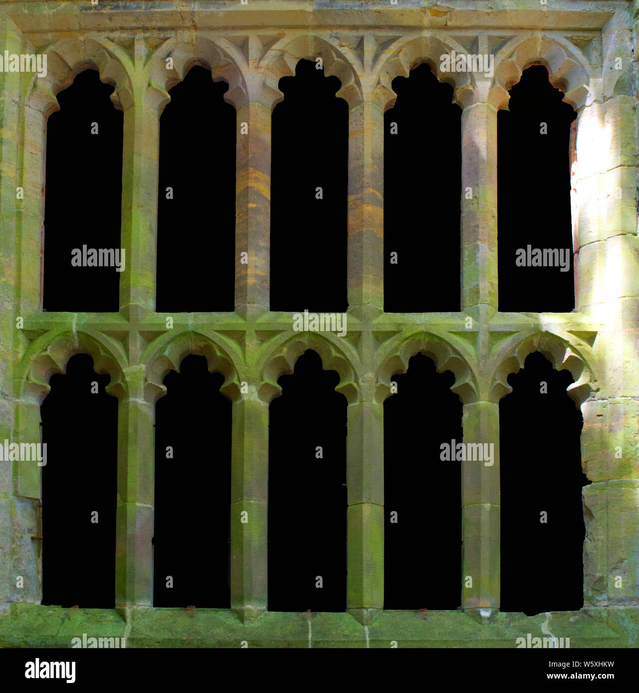 Windows in gothic wall hi-res stock photography and images - Alamy