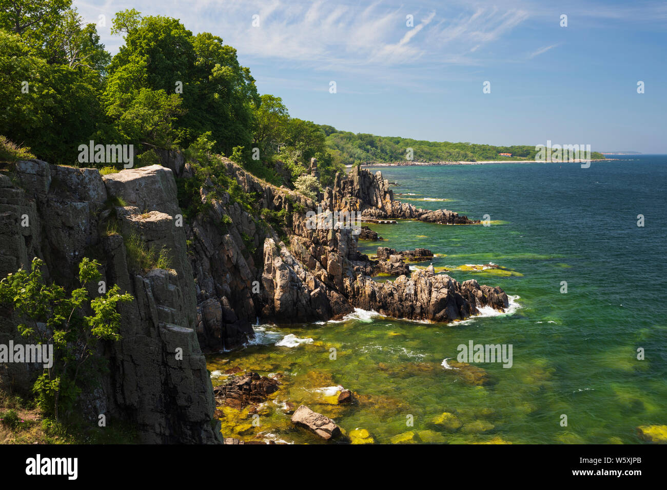 Rugged rock formations hi-res stock photography and images - Alamy