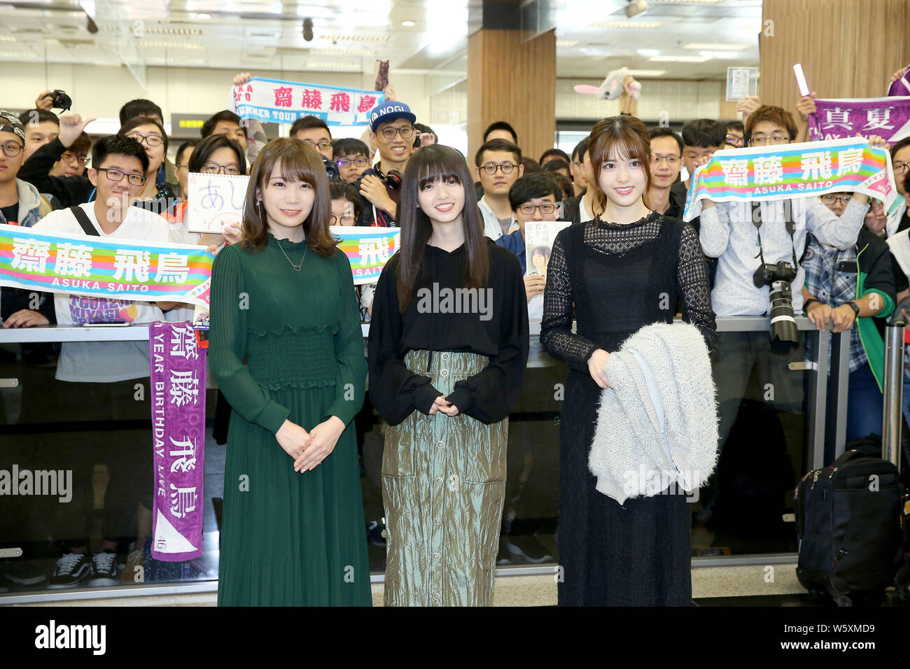 **TAIWAN OUT**(From left) Akimoto Manatsu, Asuka Saito, Matsumura ...