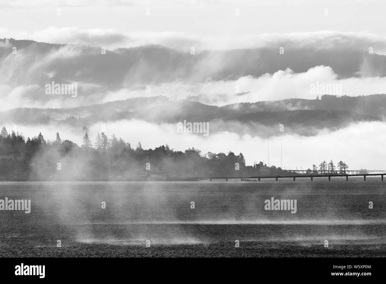 Columbia river highway, oregon Black and White Stock Photos & Images ...