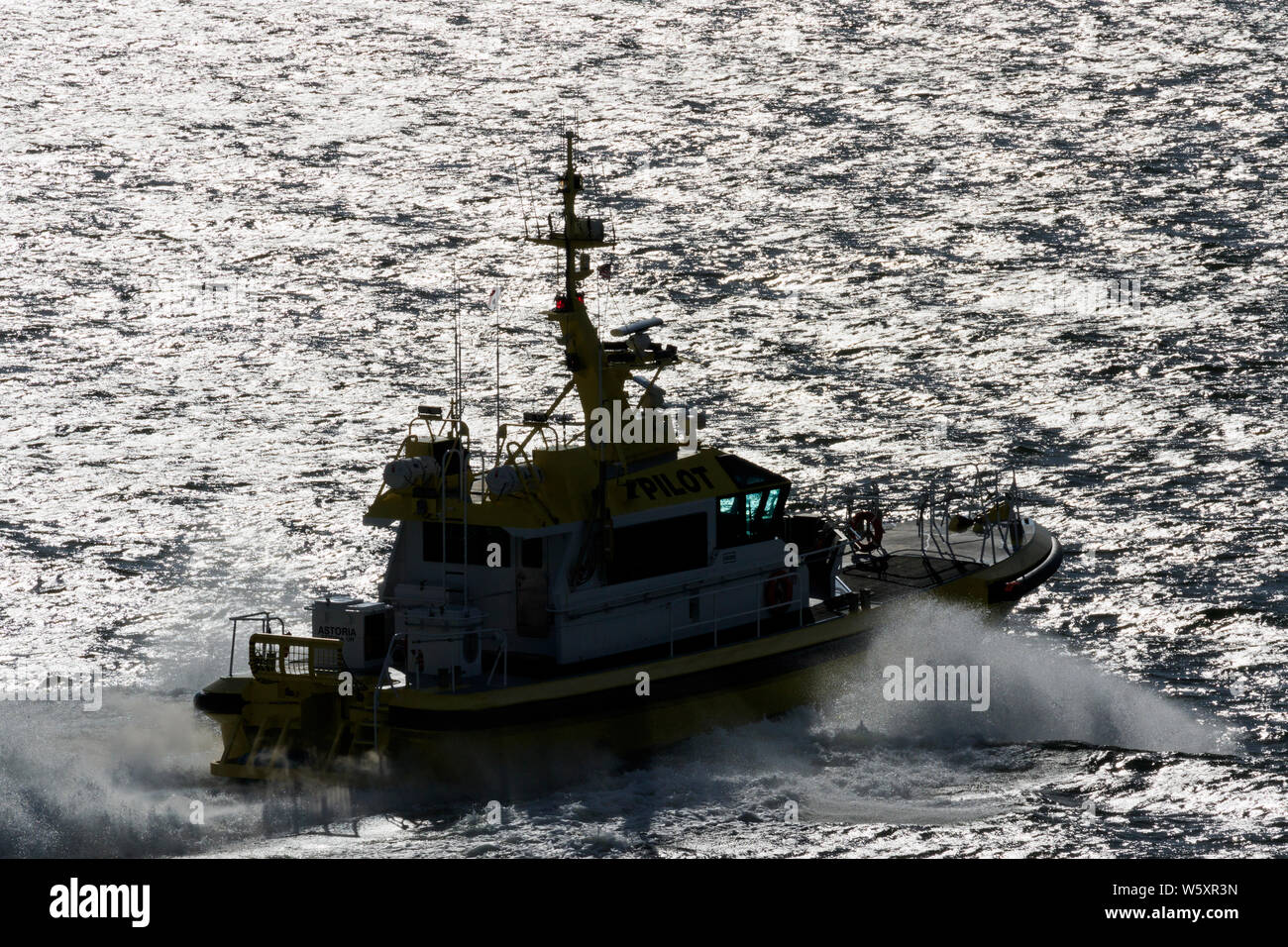 Columbia river pilot boat hi-res stock photography and images - Alamy