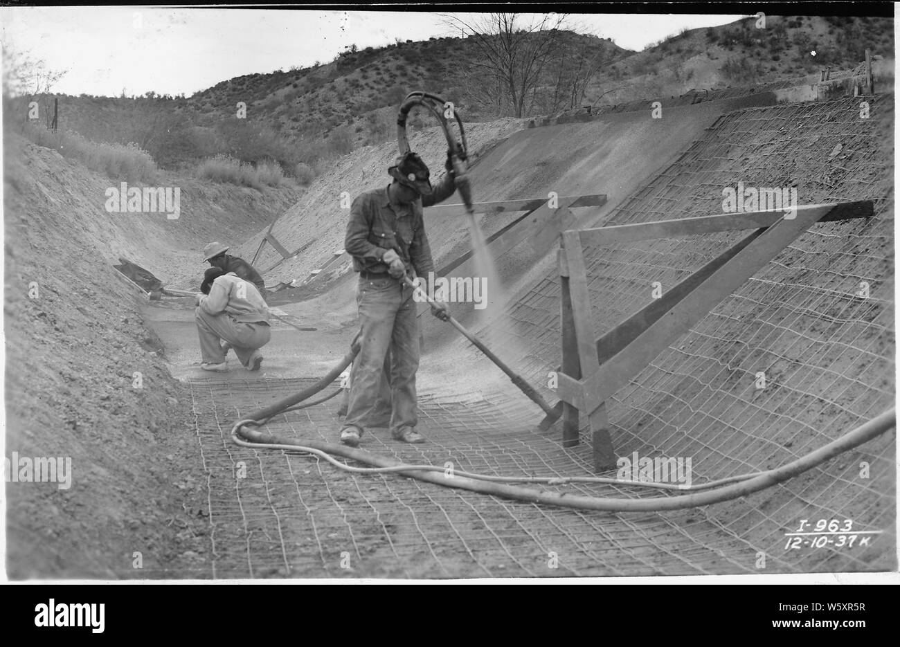 Salt River - Power Canal - Typical section of gunite lining, Roosevelt ...