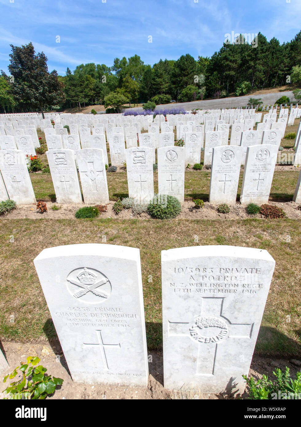 War cemetery etaples world hi-res stock photography and images - Alamy