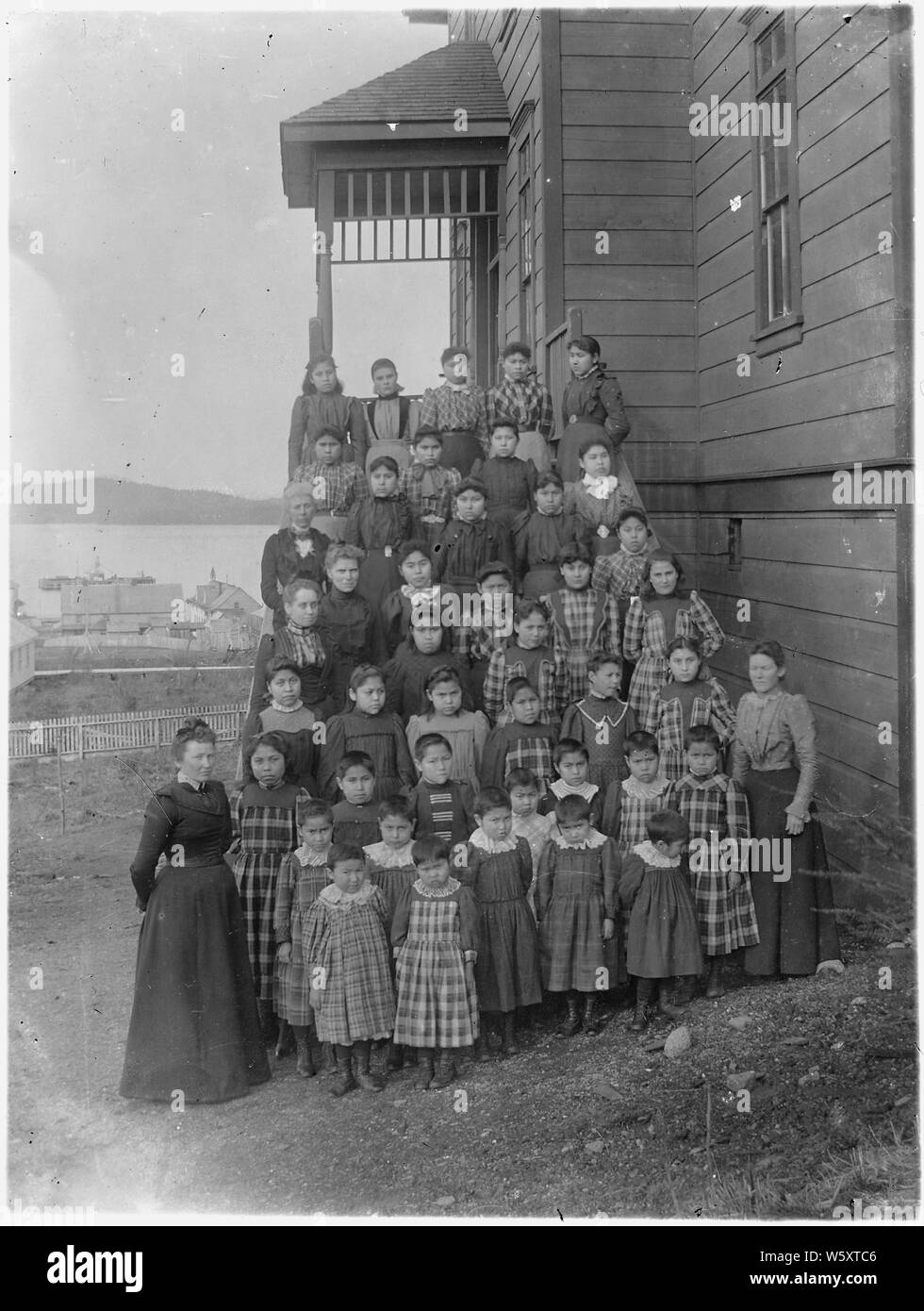 School at port simpson hi-res stock photography and images - Alamy