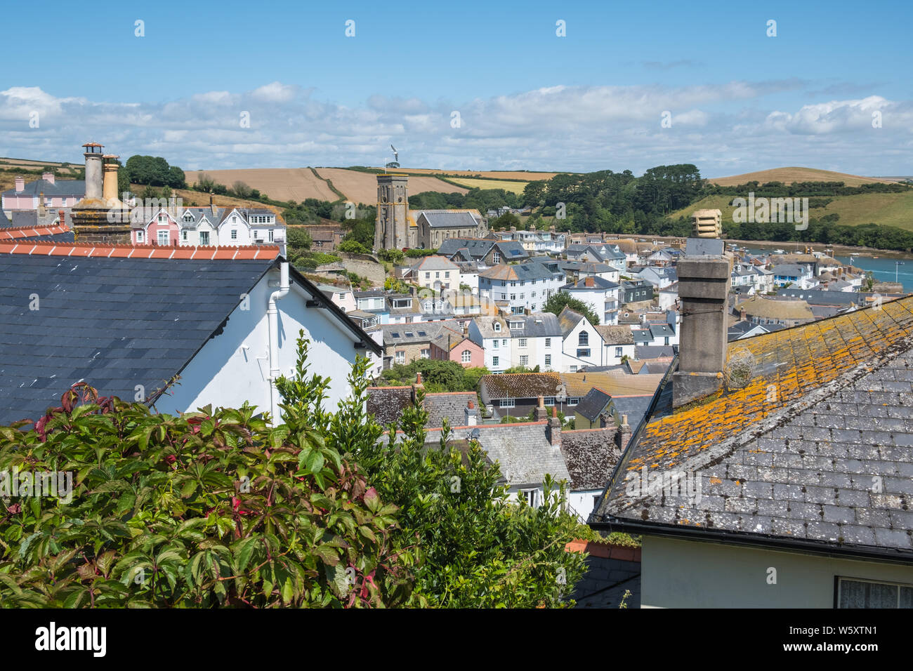 British rooftops hi-res stock photography and images - Alamy