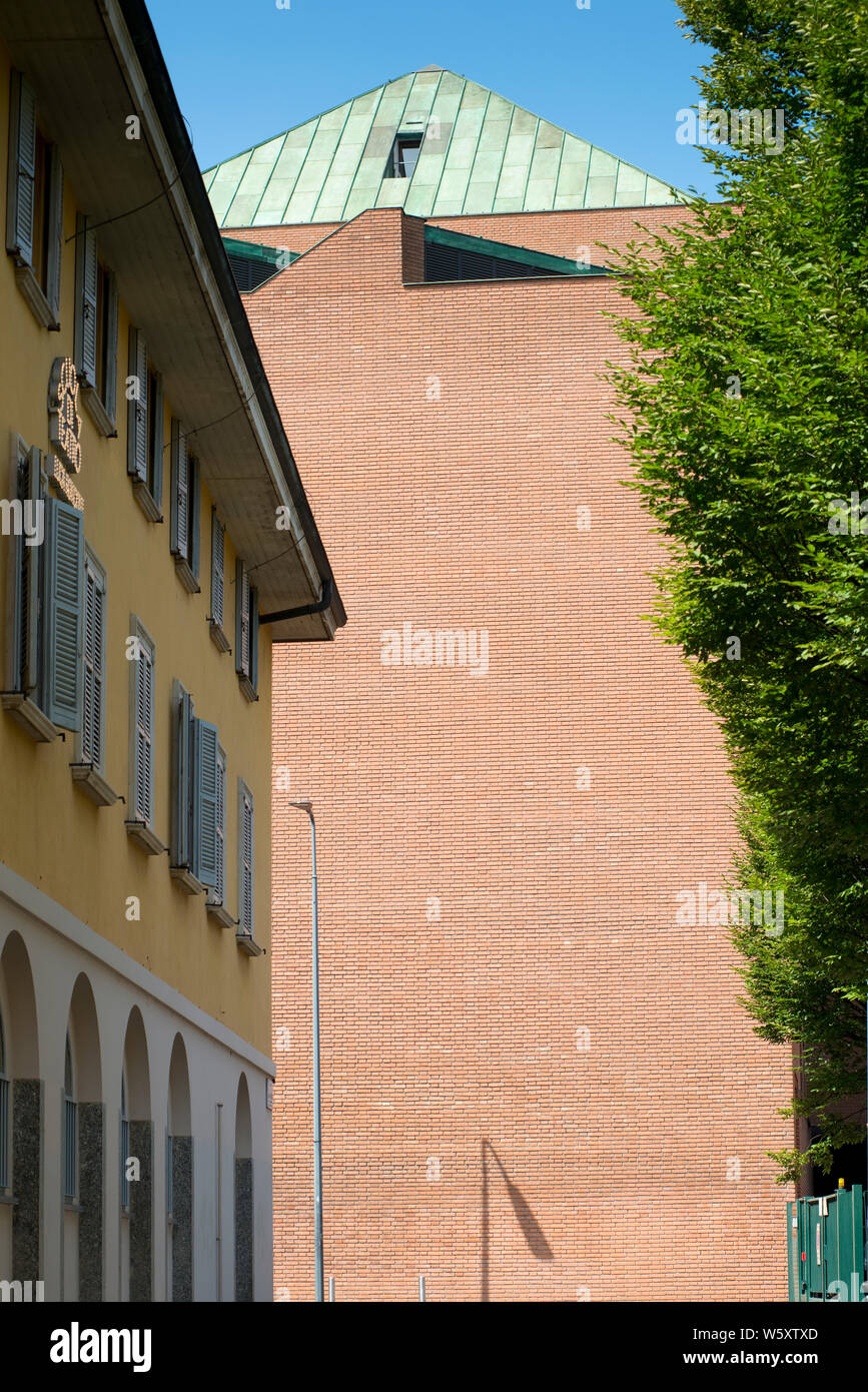 Piccolo teatro theatre hi-res stock photography and images - Alamy