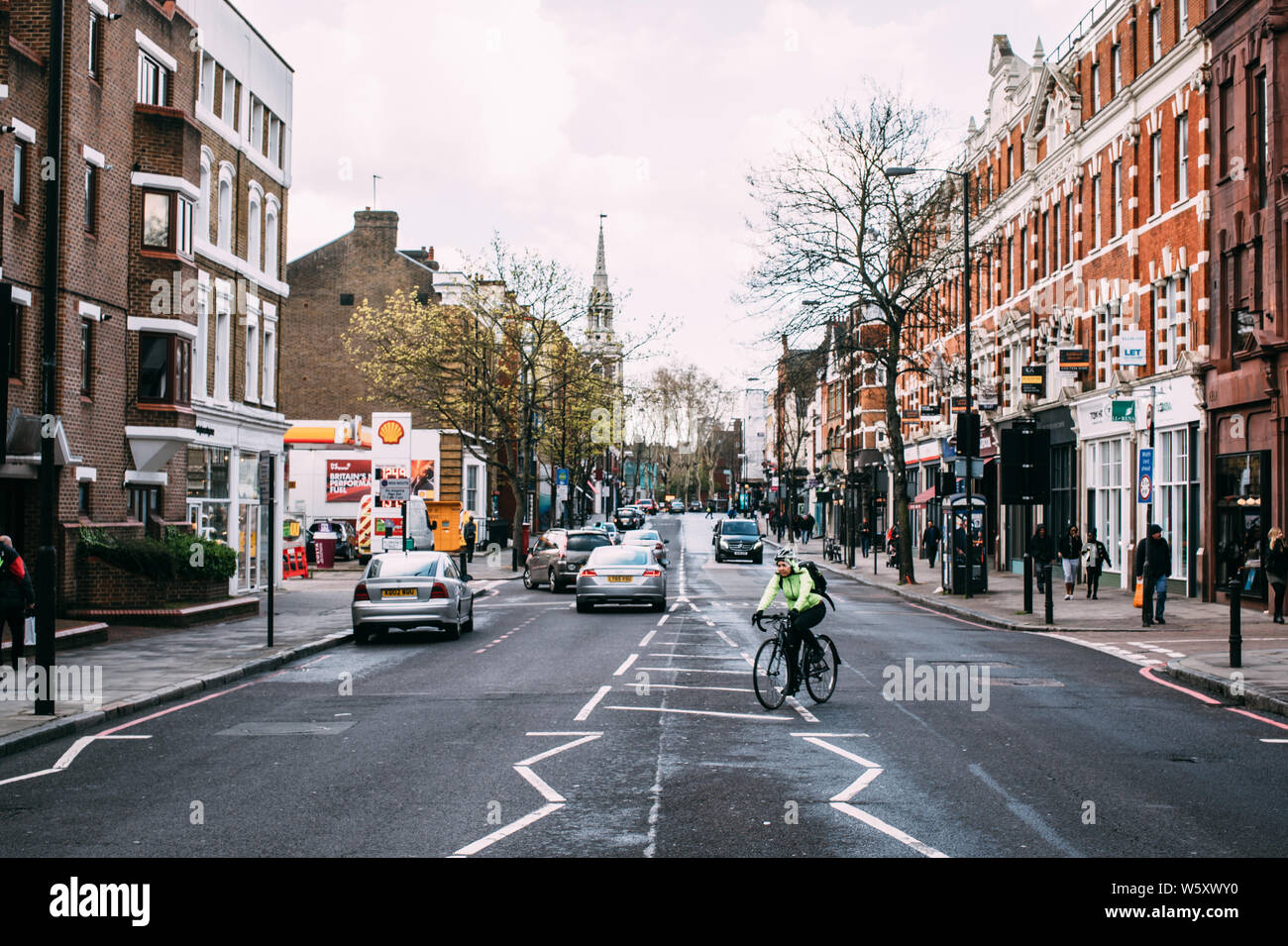 Islington streets hi-res stock photography and images - Alamy