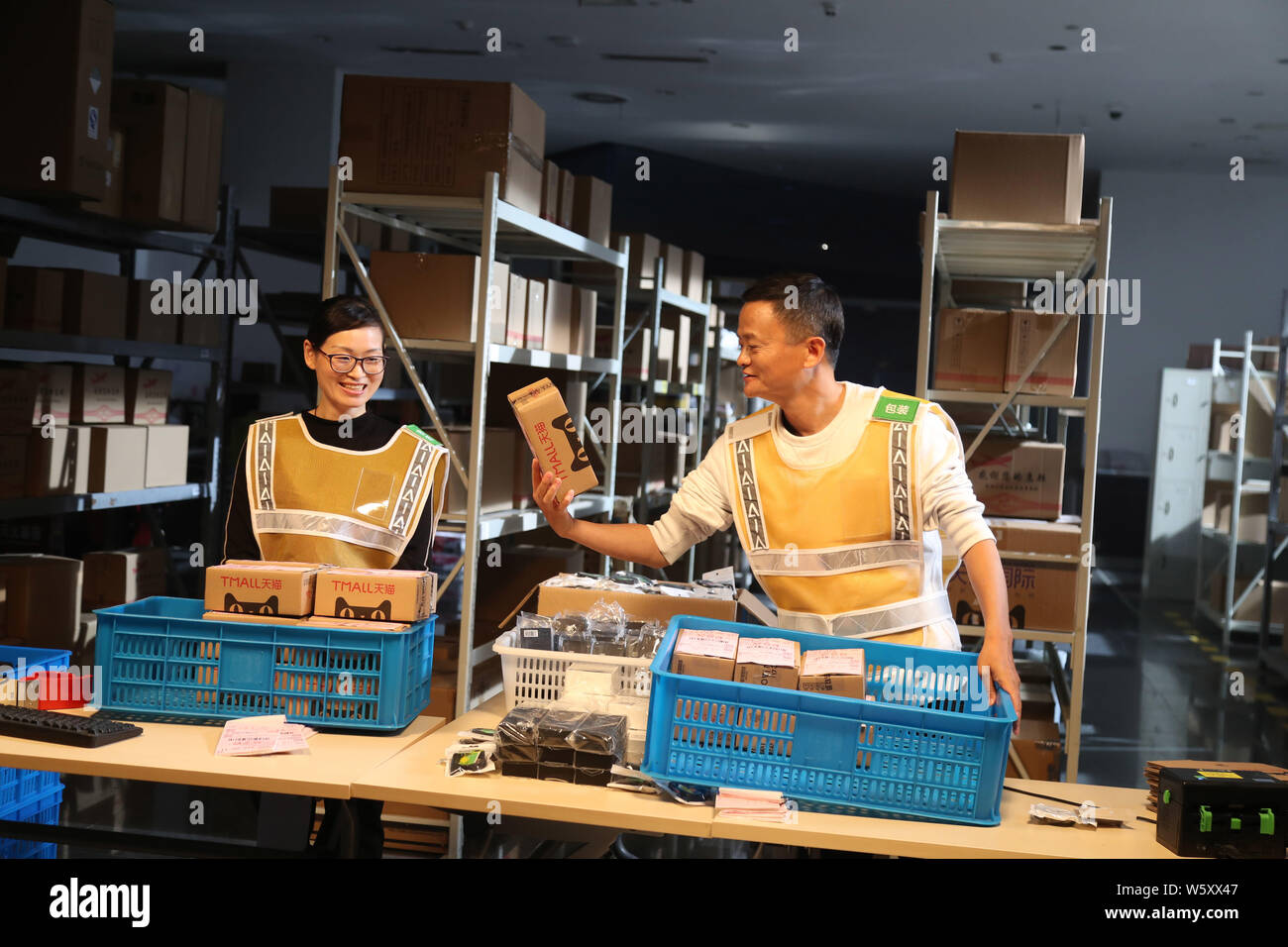 Jack Ma or Ma Yun, right, chairman of Alibaba Group, challenges Chinese ...