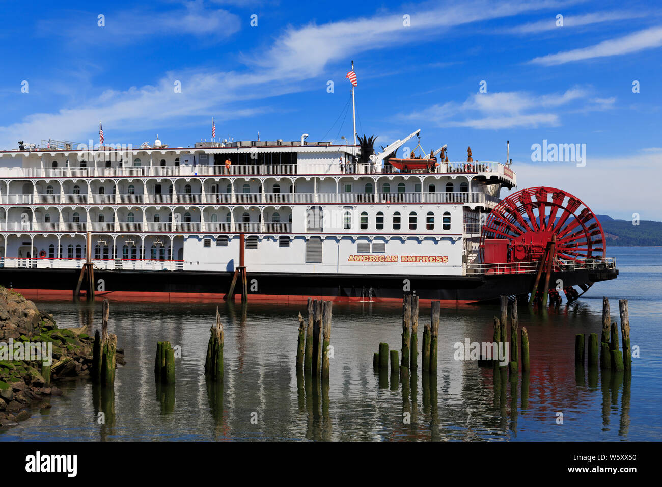 American Express Paddle Steamer, Astoria, Oregon, USA Stock Photo - Alamy