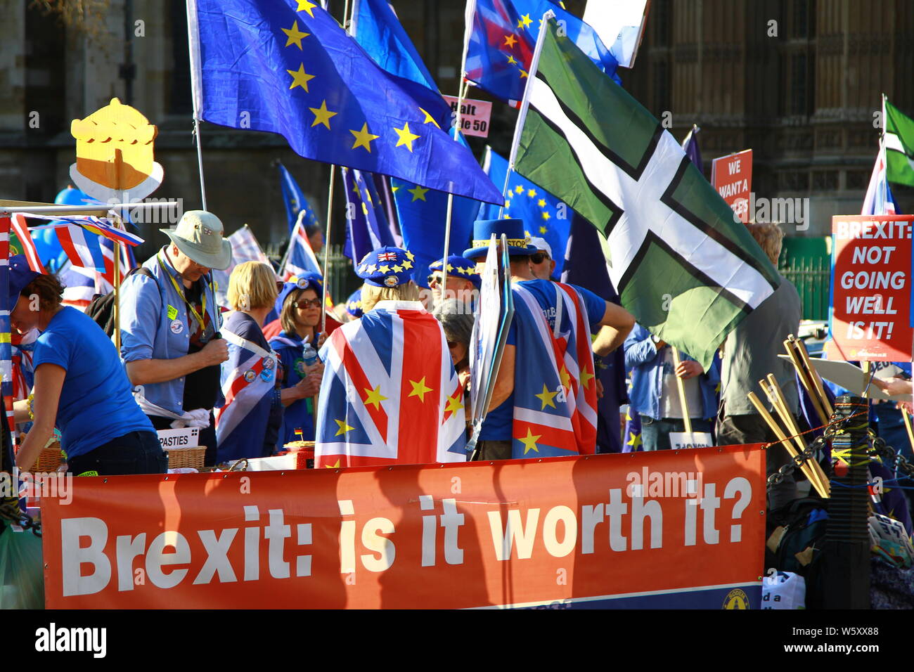 Black and white union flag hi-res stock photography and images - Alamy