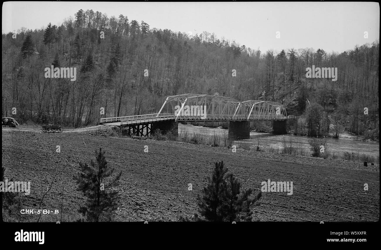 Shallowford Bridge on the Hiwassee River Stock Photo - Alamy