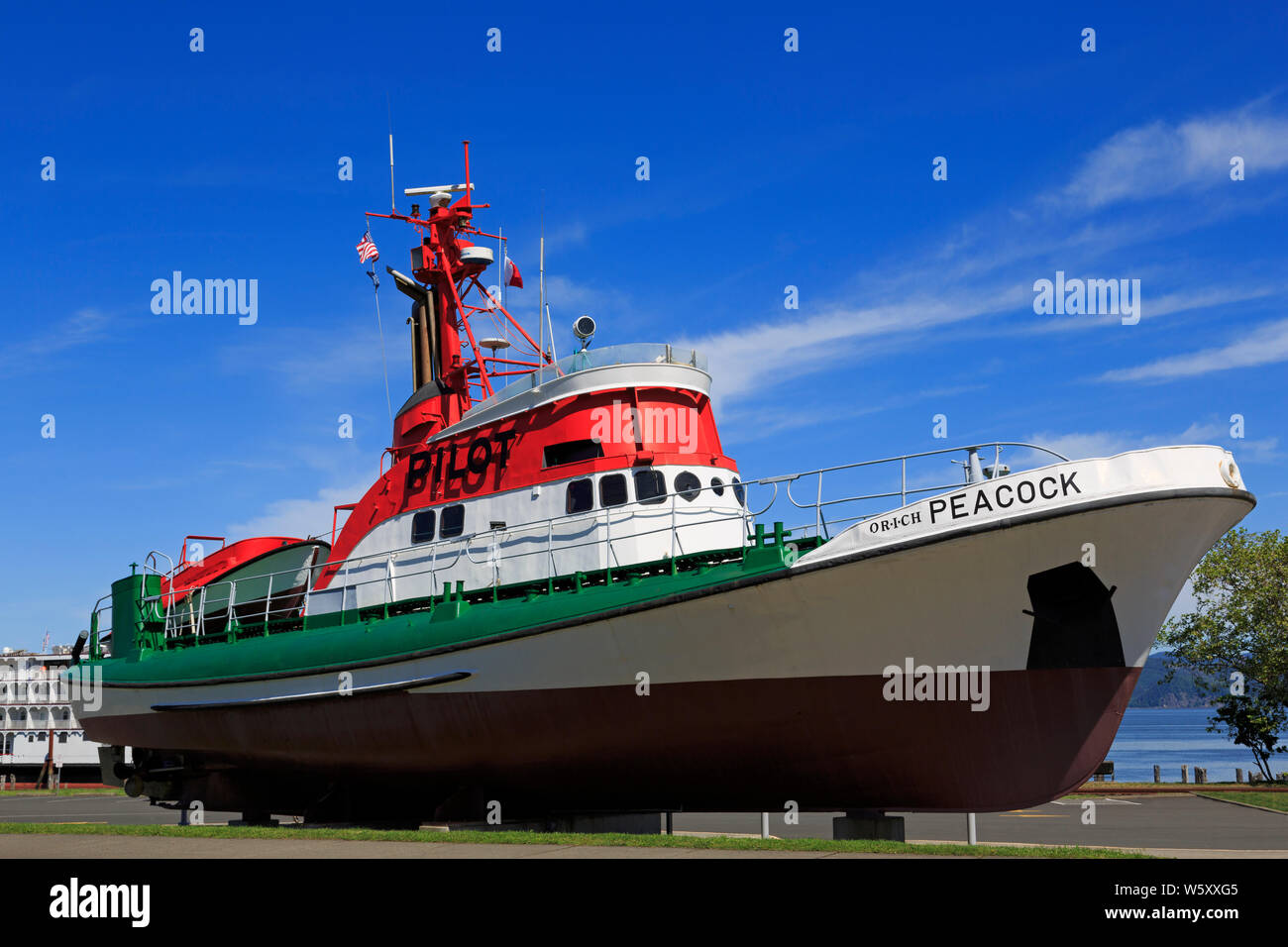 Columbia River Peacock Pilot Boat High Resolution Stock Photography and ...