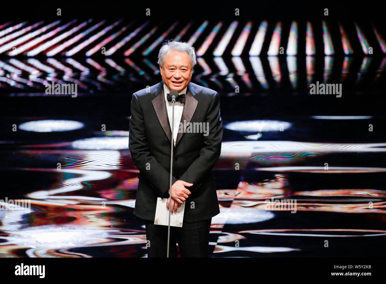 **TAIWAN OUT**Taiwanese film director Ang Lee attends the 55th Golden ...
