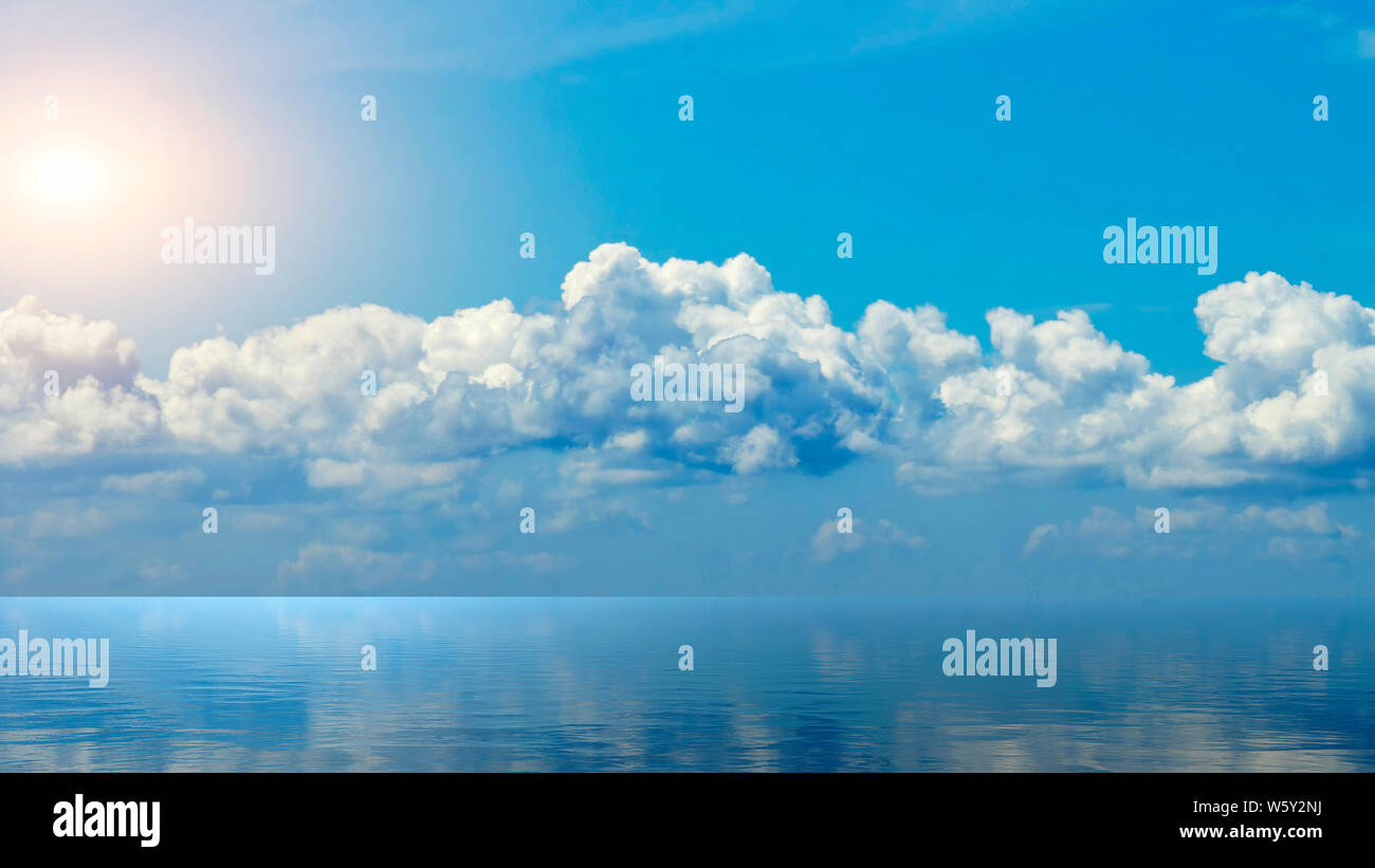 Sunset over the endless horizon of the ocean Stock Photo - Alamy