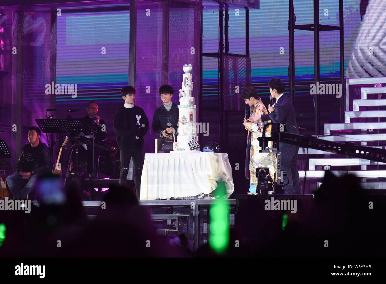 (From left) Jackson Yee or Yi Yangqianxi, Karry Wang Junkai, and Roy ...