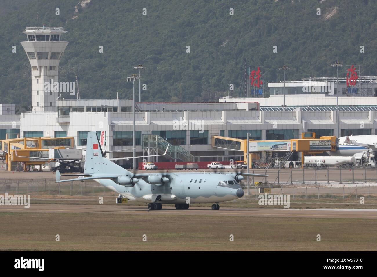 A Shaanxi Y-9 transport aircraft of the Chinese People's Liberation ...
