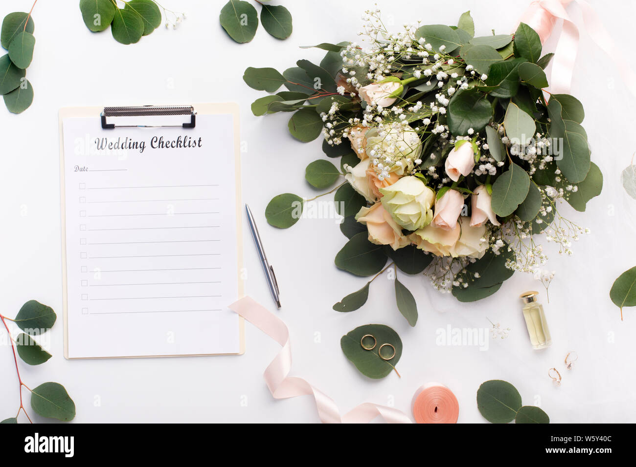 Flowers and note with blank space for writing on white Stock Photo - Alamy