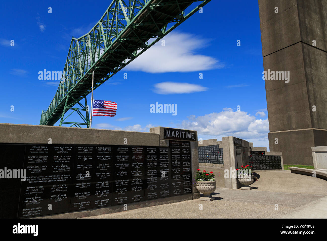 Maritime Memorial Park, Astoria, Oregon, USA Stock Photo - Alamy