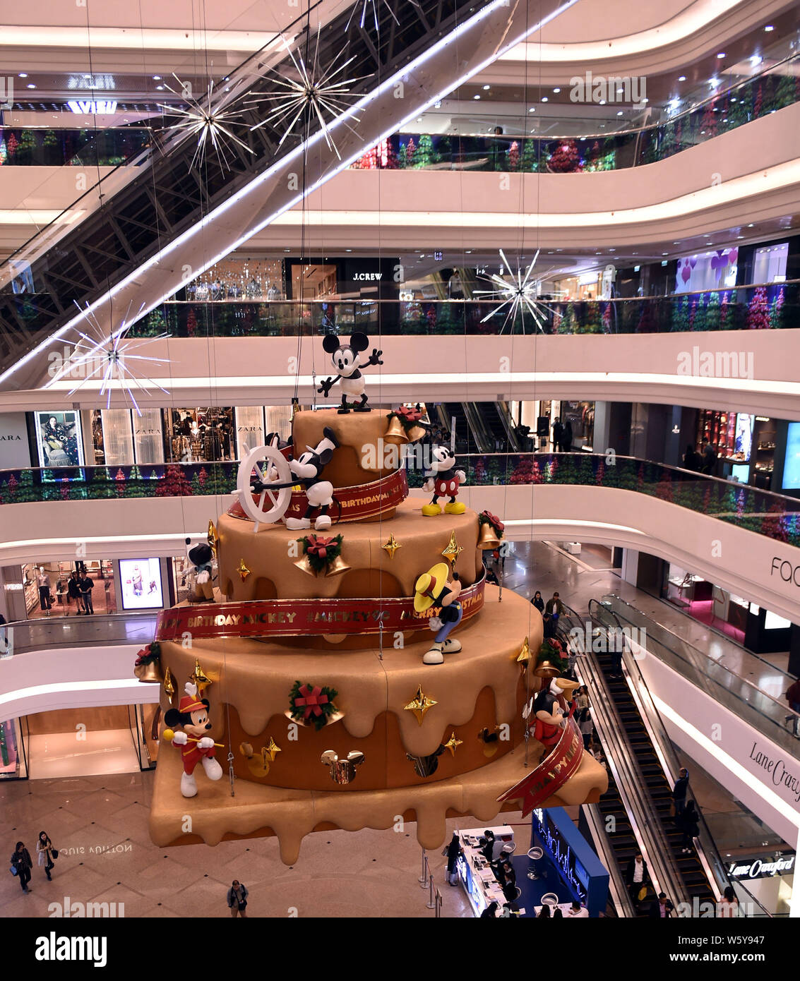 A giant Mickey Mouse-decorated cake to celebrate the Mickey Mouse 90th ...