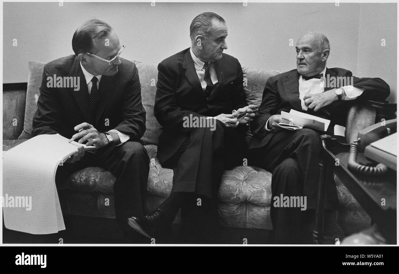 The Wise Men: McGeorge Bundy and John McCloy with President Lyndon B ...