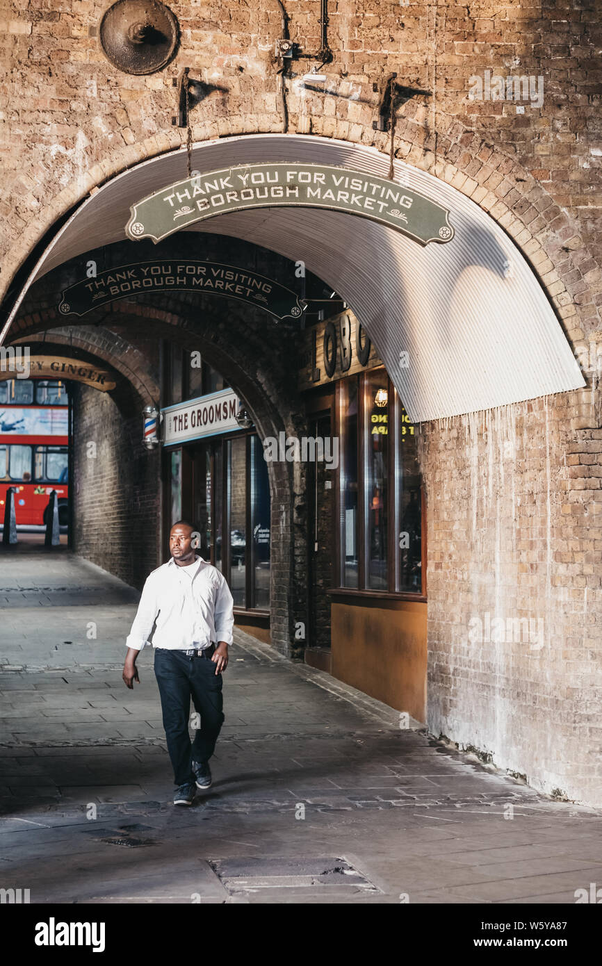 Food exit sign hi-res stock photography and images - Alamy