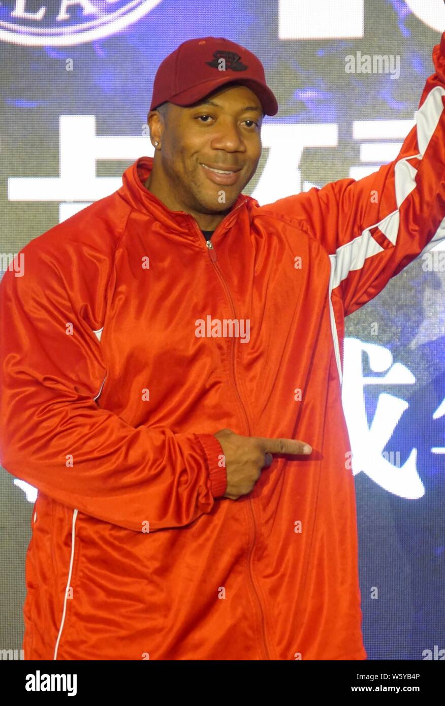Jamaican-American IFBB professional bodybuilder Shawn Rhoden is ...