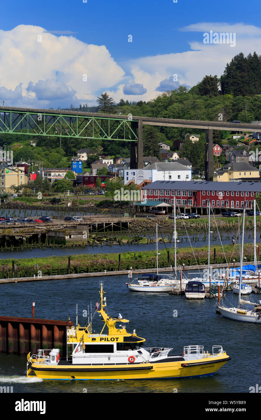 Columbia river pilot boat hi-res stock photography and images - Alamy